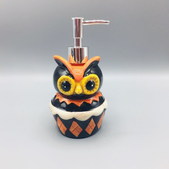 johanna parker | Holiday | Johanna Parker By Transpac Owl Soap ...